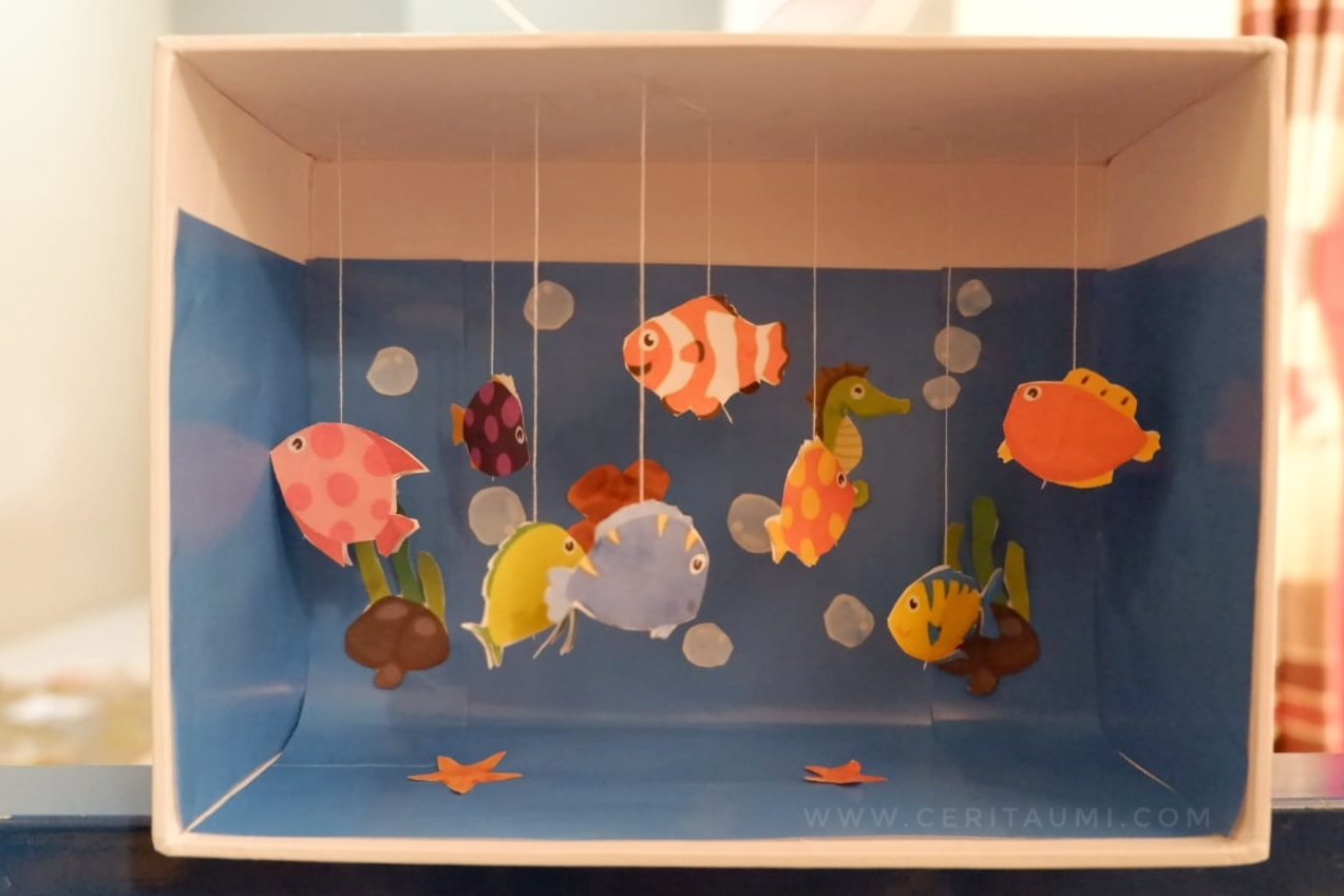 Berkresi Membuat Aquarium Tiruan, Wall Decor Sekaligus Hiburan Untuk ... Berkresi Membuat Aquarium Tiruan, Wall Decor Sekaligus Hiburan Untuk ...