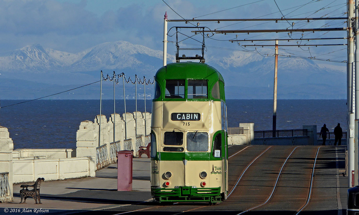 Blackpool Tram Blog: Balloons on Blue