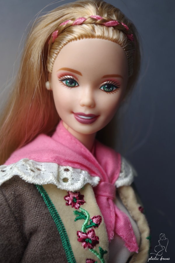 Plastic Dreams Dolls :: Barbie et miniatures: Austrian Barbie Doll