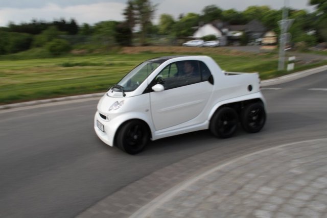 Garage Car: 6-wheel Smart Fortwo 450 Pickup