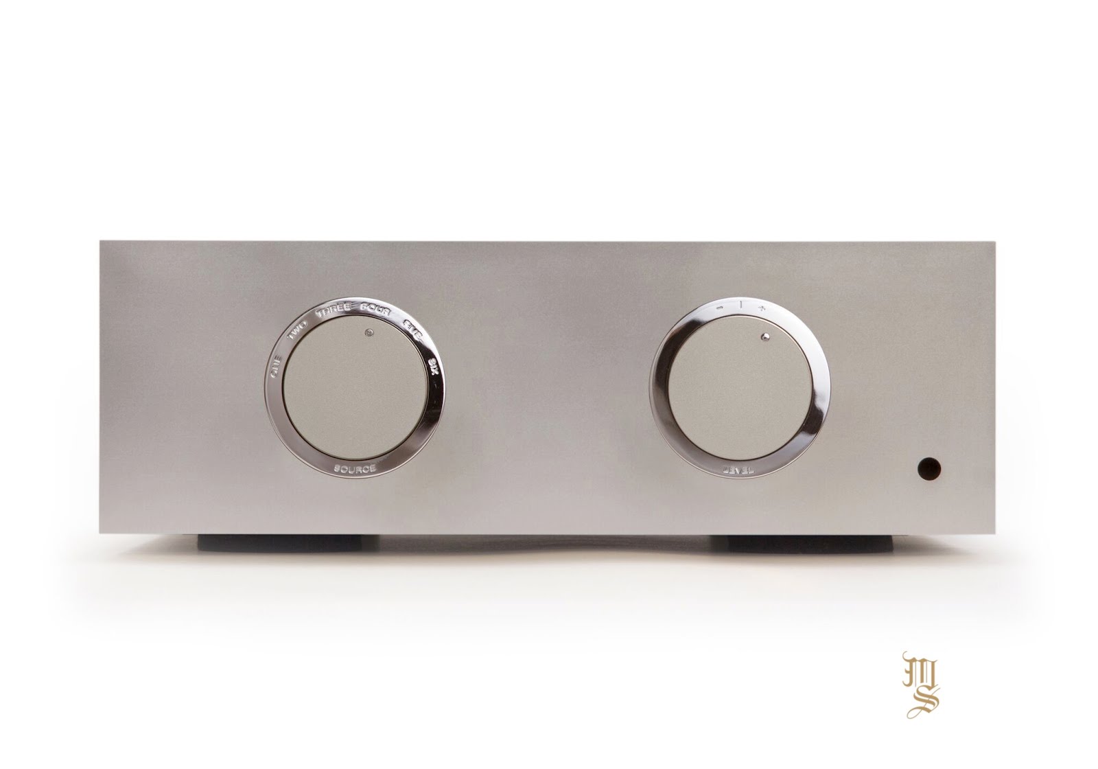 The Bespoke Audio company ultimate passive preamplifier… – Ultimate ...