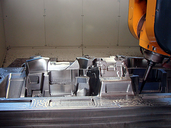 Breton Matrix e Flymill: le macchine ideali per lavorare gli stampi ...