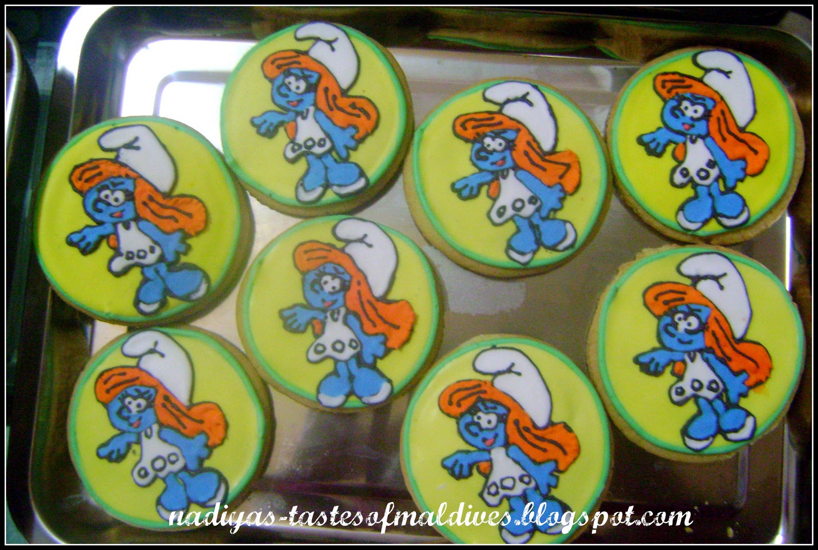 Nadiya's Tastes Of Maldives: Smurf Cookies