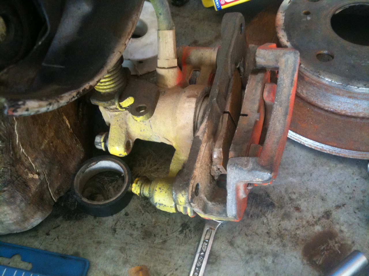 JDMbits: Complete AE86 Rear LSD Axle With 4,8 FGR!