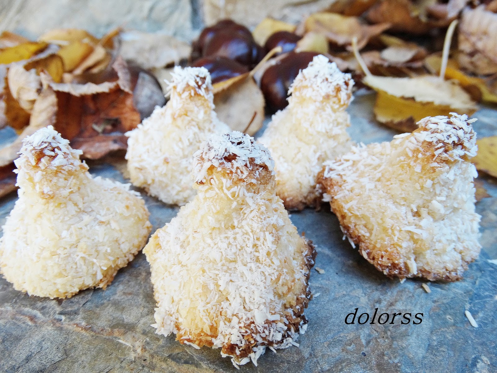 Blog de cuina de la dolorss: Panellets de coco