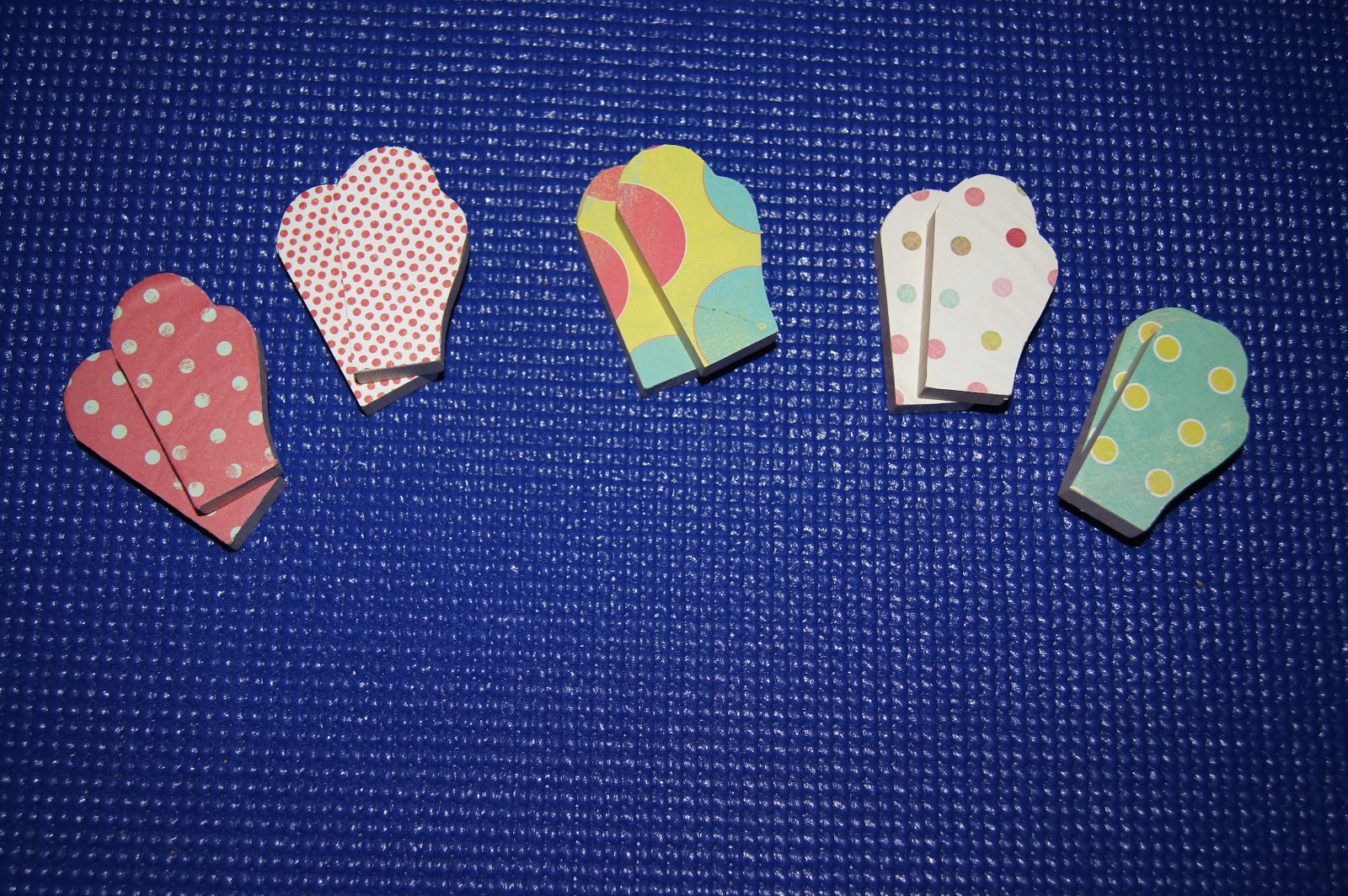 Mitten & Sock Matching Game, DIY Wooden Matching Game Montessori At ...