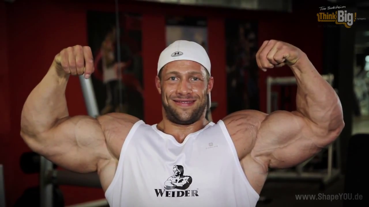 Muscle Lover: German bodybuilder Tim Budesheim