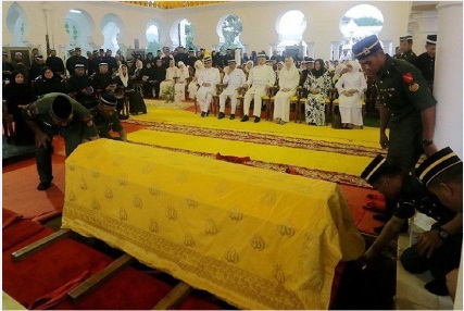 Maharum Bugis Syah (MBS): Almarhumah Raja Nor Mahani binti Raja Shahar ...