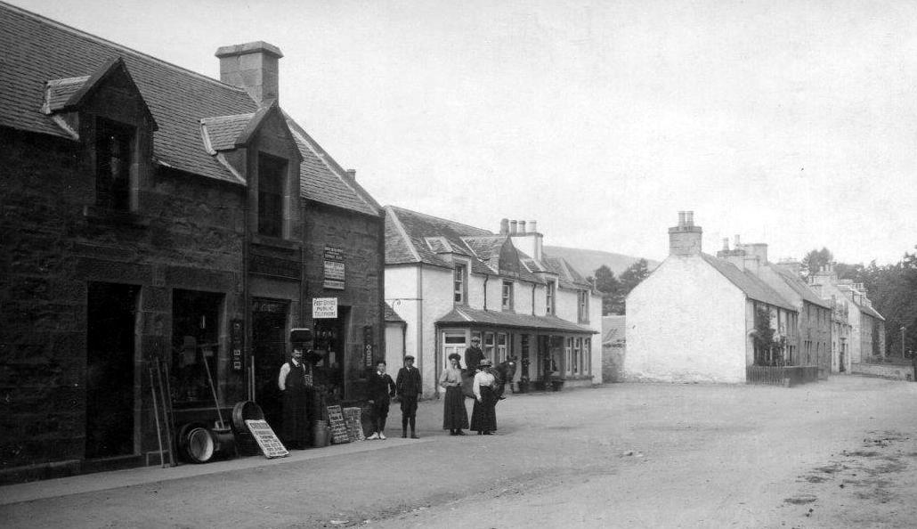 Tour Scotland: Old Photograph Balconie Street Evanton Scotland