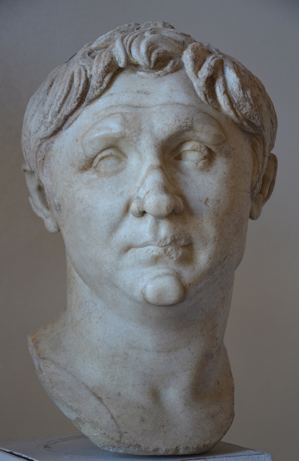 Spencer Alley: "Pride in One's Own Face" (Ancient Rome)