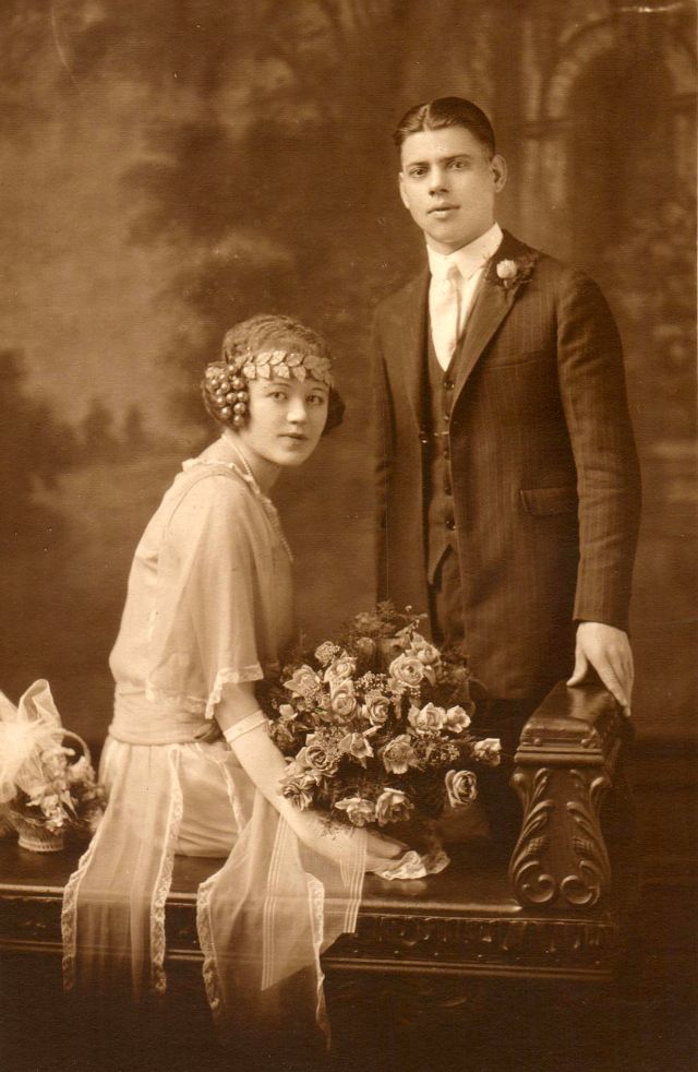 The Roaring Twenties Wedding Styles: Fabulous Photos of Newlyweds From ...