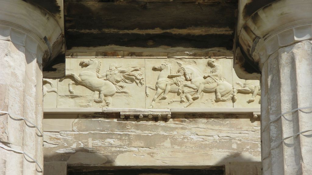 Lord Elgin démonte les frises Parthénon le 26 décembre 1801