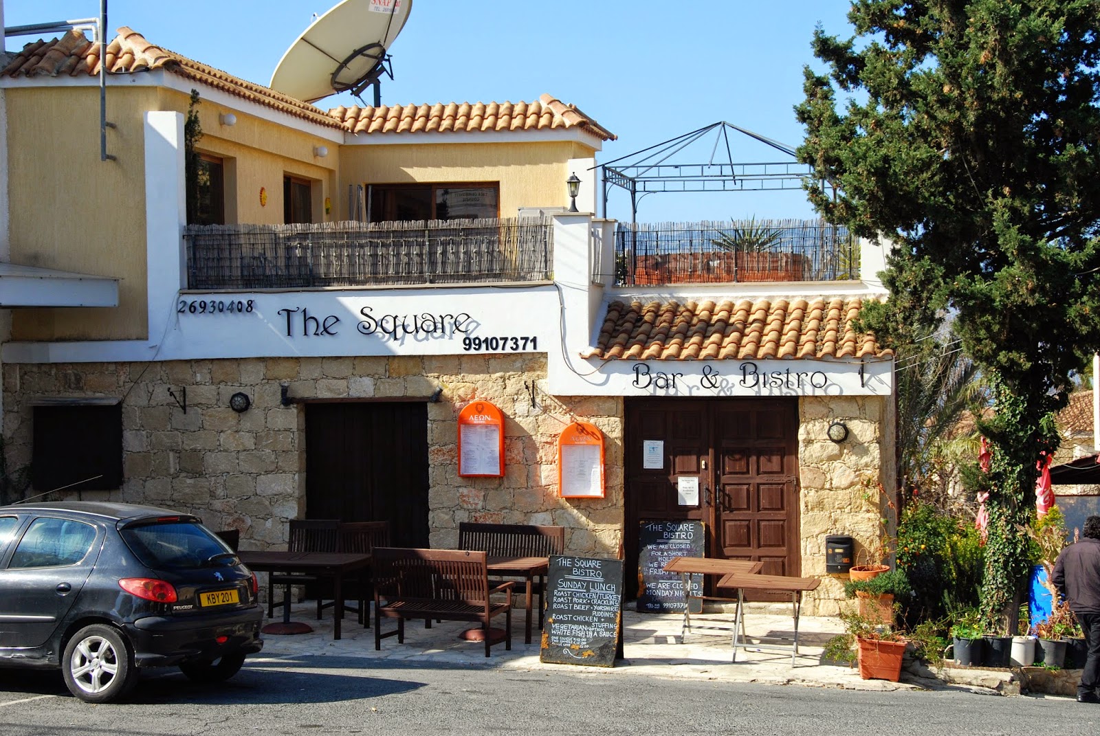 TALA COMMUNITY NEWS: THE SQUARE BAR & BISTRO