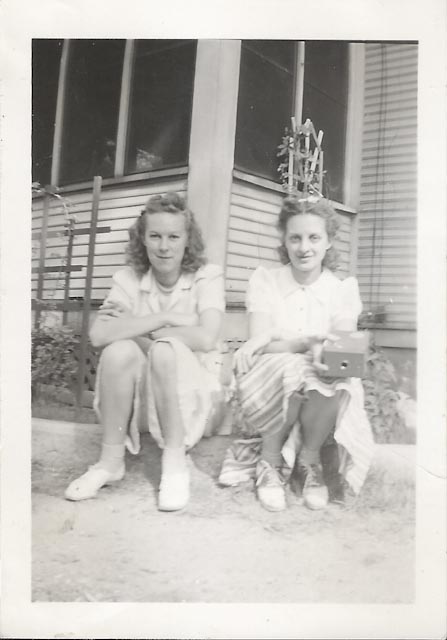 Lost & Found Photographs of Women With Cameras ~ Vintage Everyday