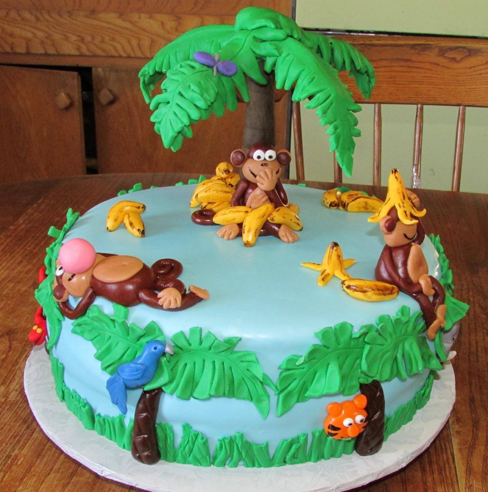 Michelle's Cakes: Monkey Jungle Cake