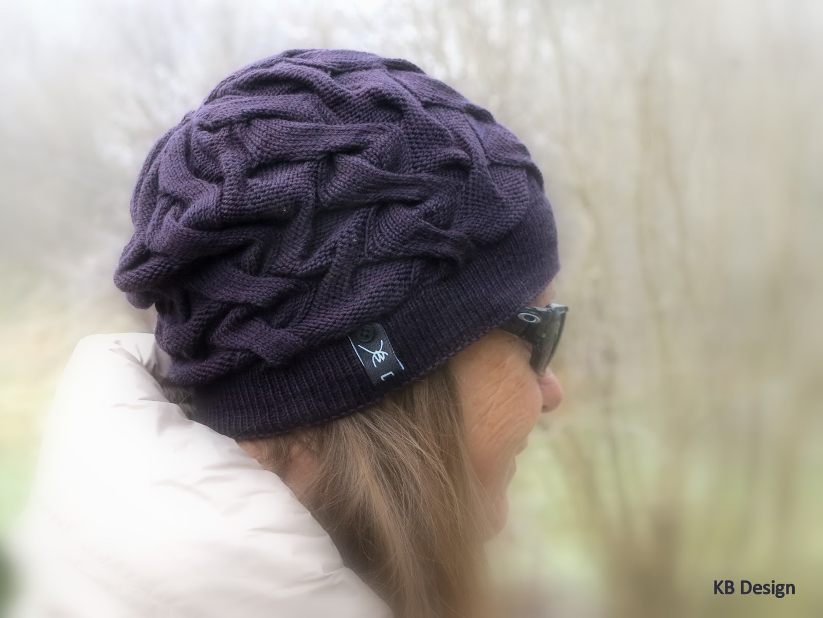 Miss Julia's Patterns: Free Patterns - 10 More Easy Cloche Hats to Knit
