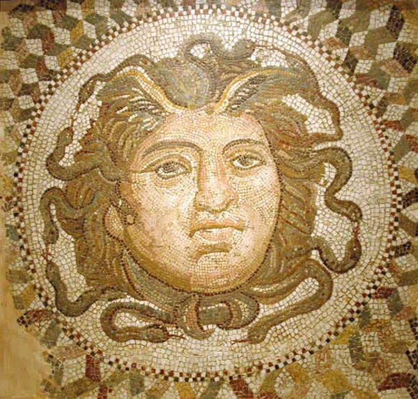 La Toge Et Le Glaive: Méduse : Mythe Et Symbolique. (Partie 1.)