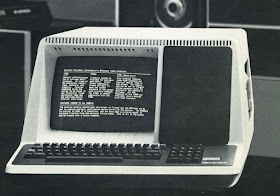 Retromobe - retro mobile phones and other gadgets: DEC VT52 (1975)