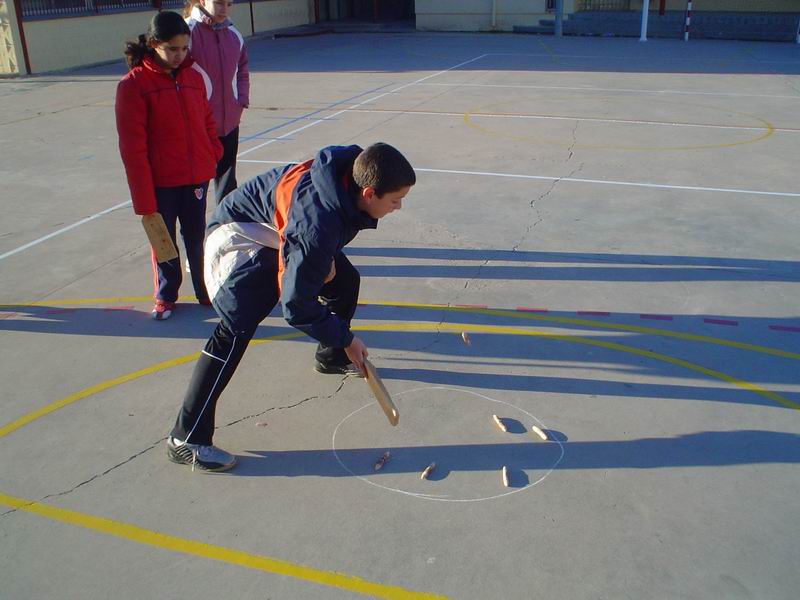 Ben jugat! Jocs tradicionals. Biel Pubill: El bòlit, una aplicació pràctica