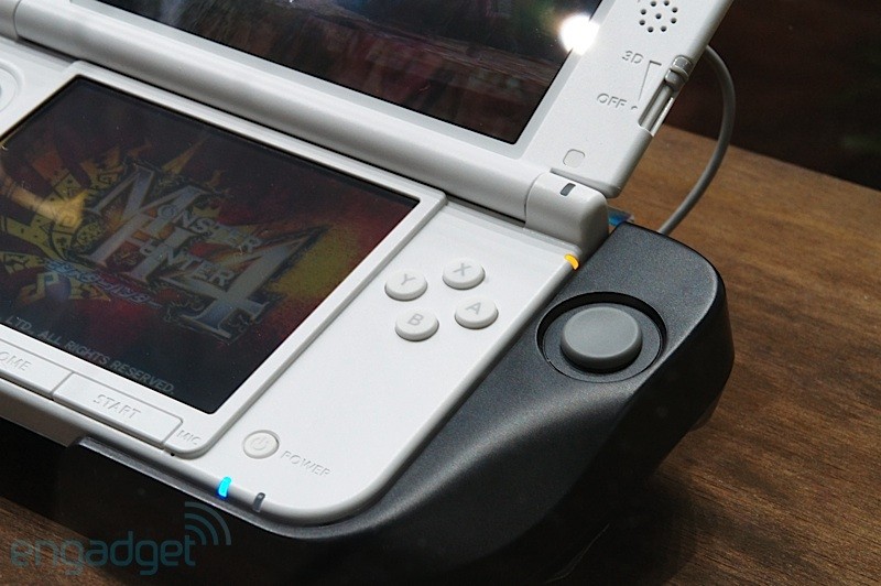 TGS 2012: Confira mais imagens do Circle Pad Pro para o Nintendo 3DS XL ...