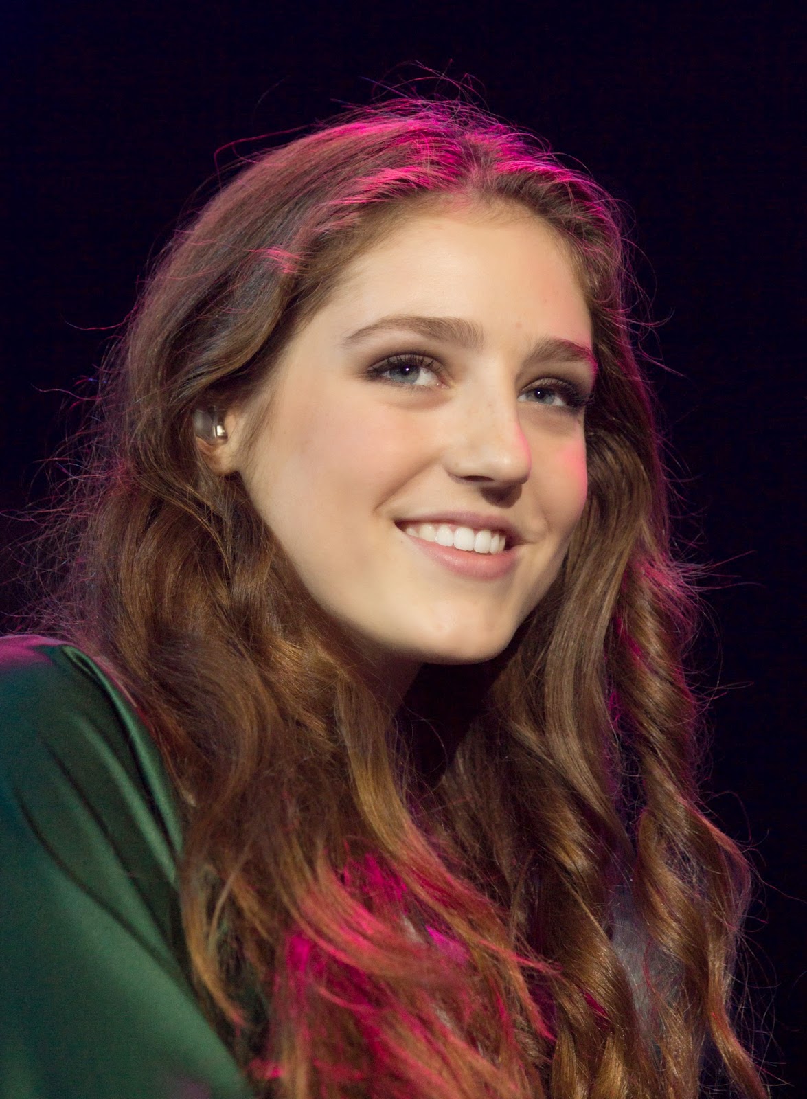 Mira y Opina: BIRDY