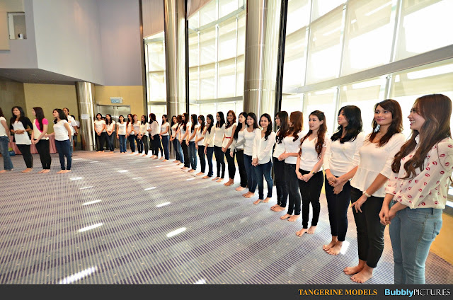 BubblyPictures: Petronas F1 Grid Girls Selection 2013