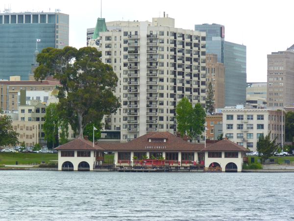 Walking San Francisco Bay: Oakland, Lake Merritt Loop - May 17, '11