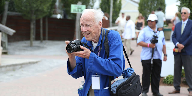 ¿Quién fue Bill Cunningham? | Akío Magazine | Celebrity Menswear Street ...