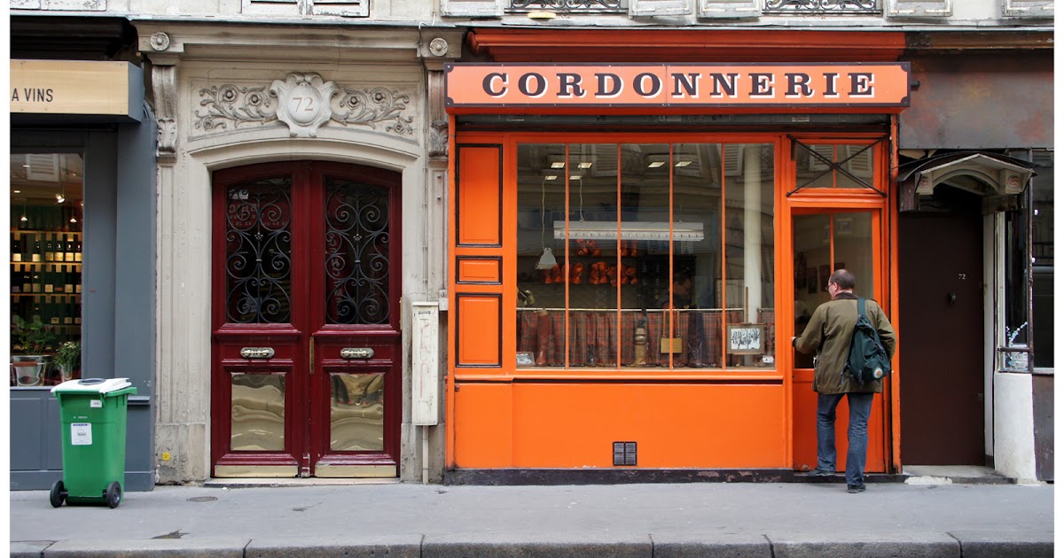 CERGIPONTIN: CORDONNERIE - COBBLER'S