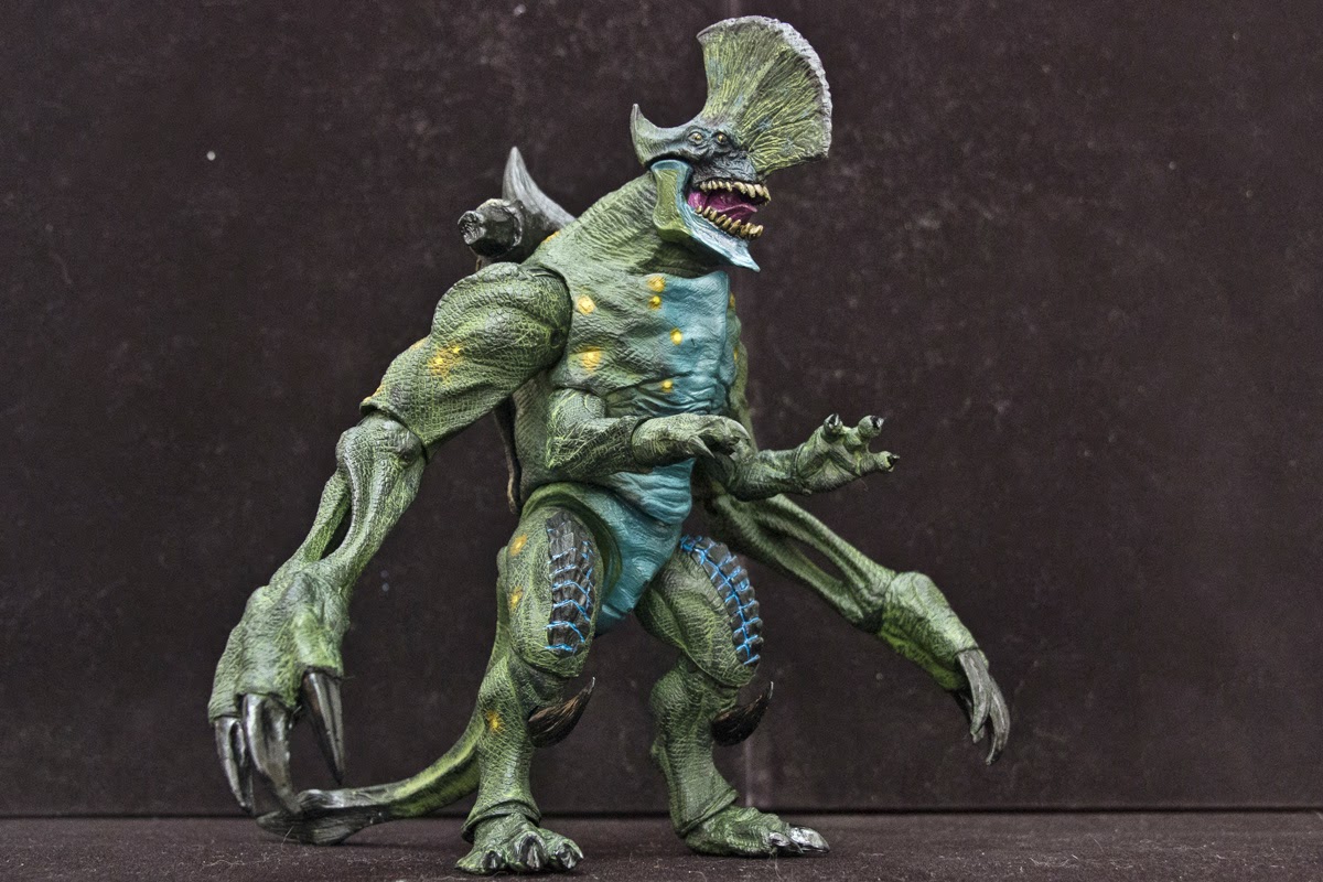 The Kaiju Planet: Original Figure Review - NECA Pacific Rim 7" Deluxe ...
