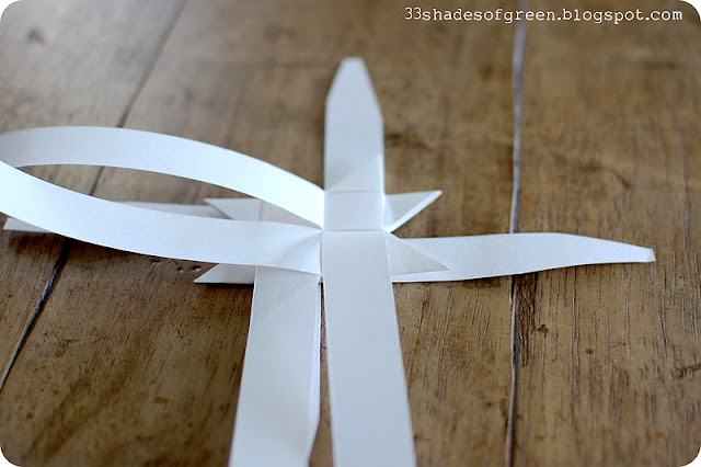 33 Shades of Green: Handmade Holidays: Moravian Star Tutorial