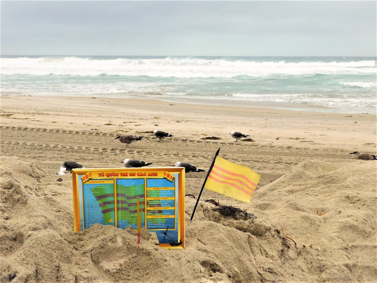 Hoàng Sa Paracel: Tổ Quốc Ghi Ơn Các Chiến Sĩ Hoàng Sa