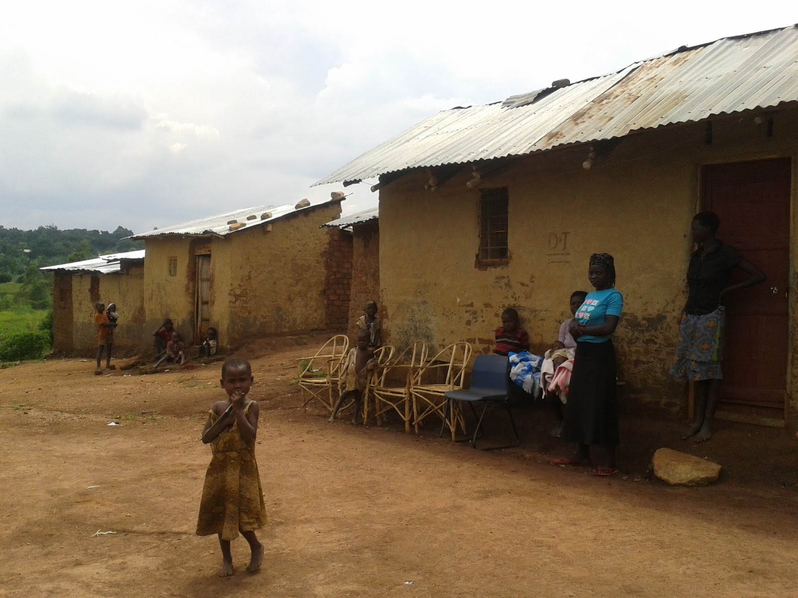 The Tuininga Family Adventures: This morning's visit to the village