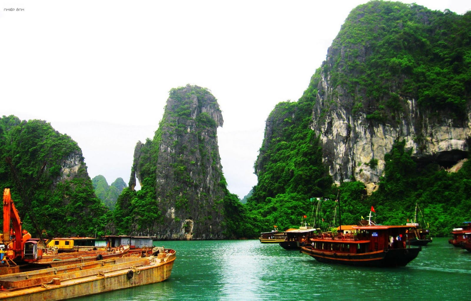 Welcome to Vietnam: The Beauty of Halong Bay-a UNESCO heritage site of ...