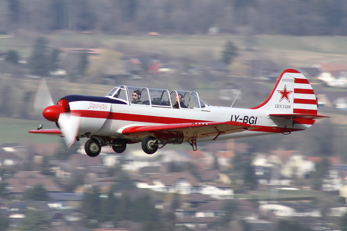 Eastwings: Jak-52 * YAK Group Switzerland * DOSAAF c/s * LY-BGI