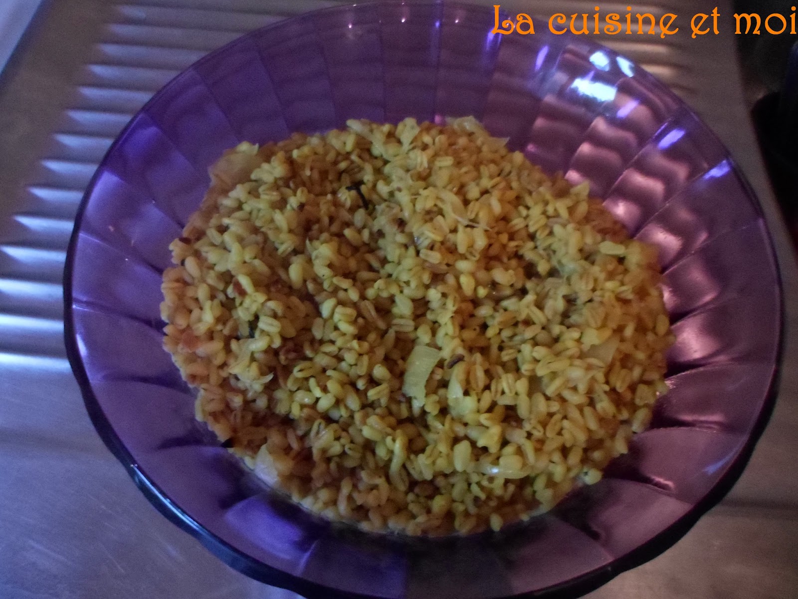 Tendrement Sucré Fortement Salé: Ebly pilaf au curcuma & oignons