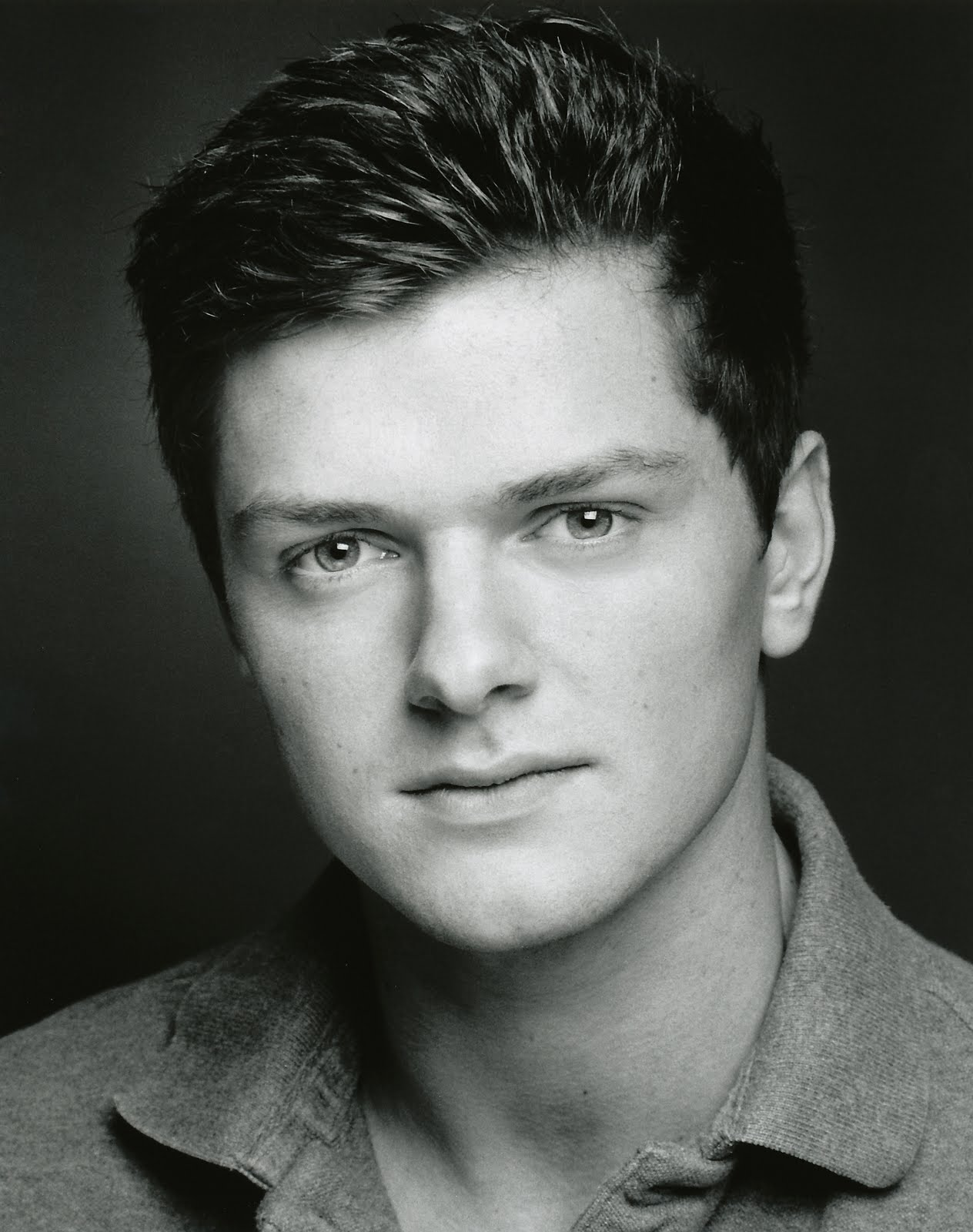 Musical Theatre Diary & Etc.: Review: Footloose: The Dance Musical