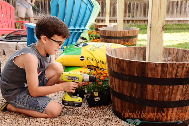 DIY Sturdy Planted Posts | i should be mopping the floor