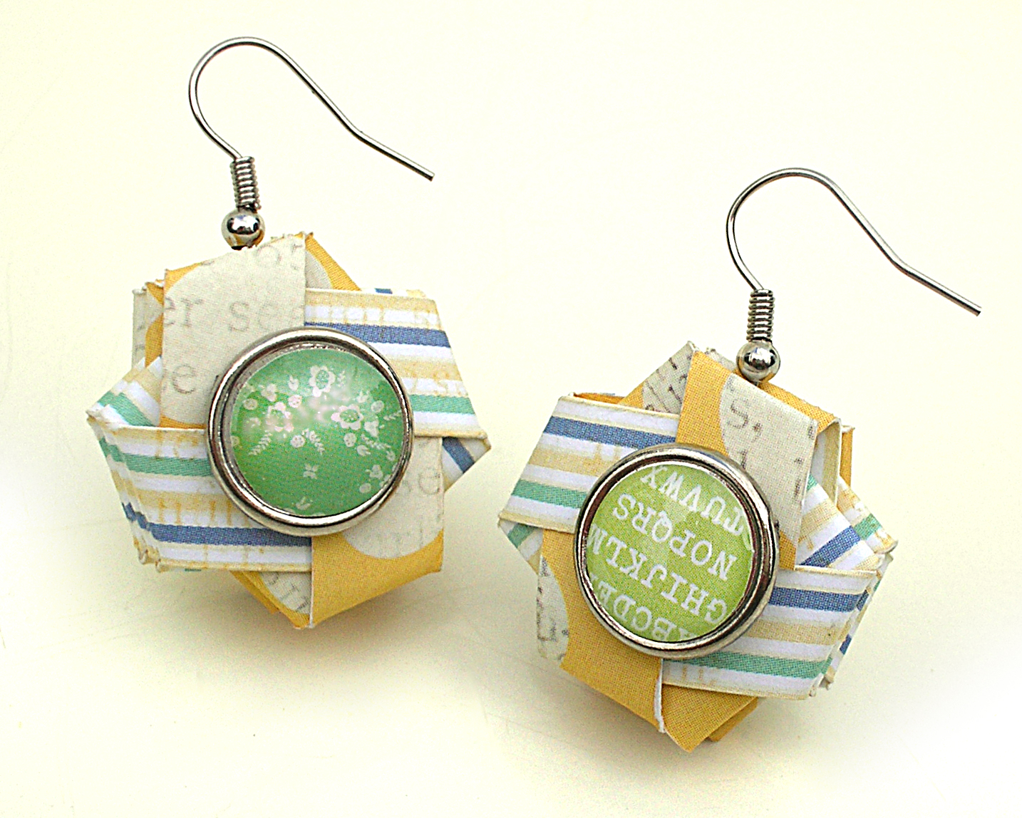 Artfull Crafts: Sandy - Dear Lizzy Paper Earrings