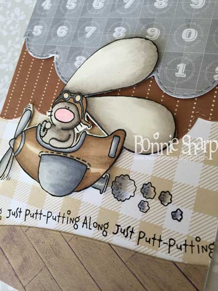 The Lucky Clucker: Just putt-putting' along…..