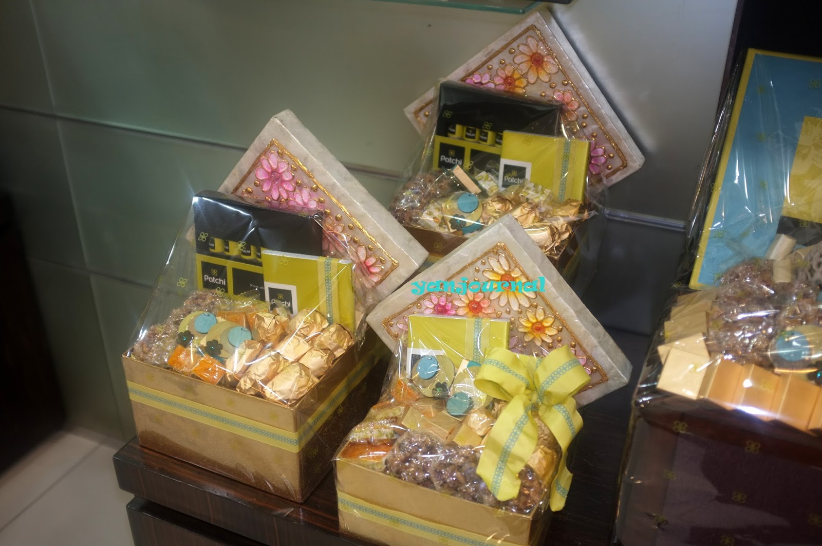 Yan's Family, Frens, Travel, And Food Journal: Looking for Patchi di ...