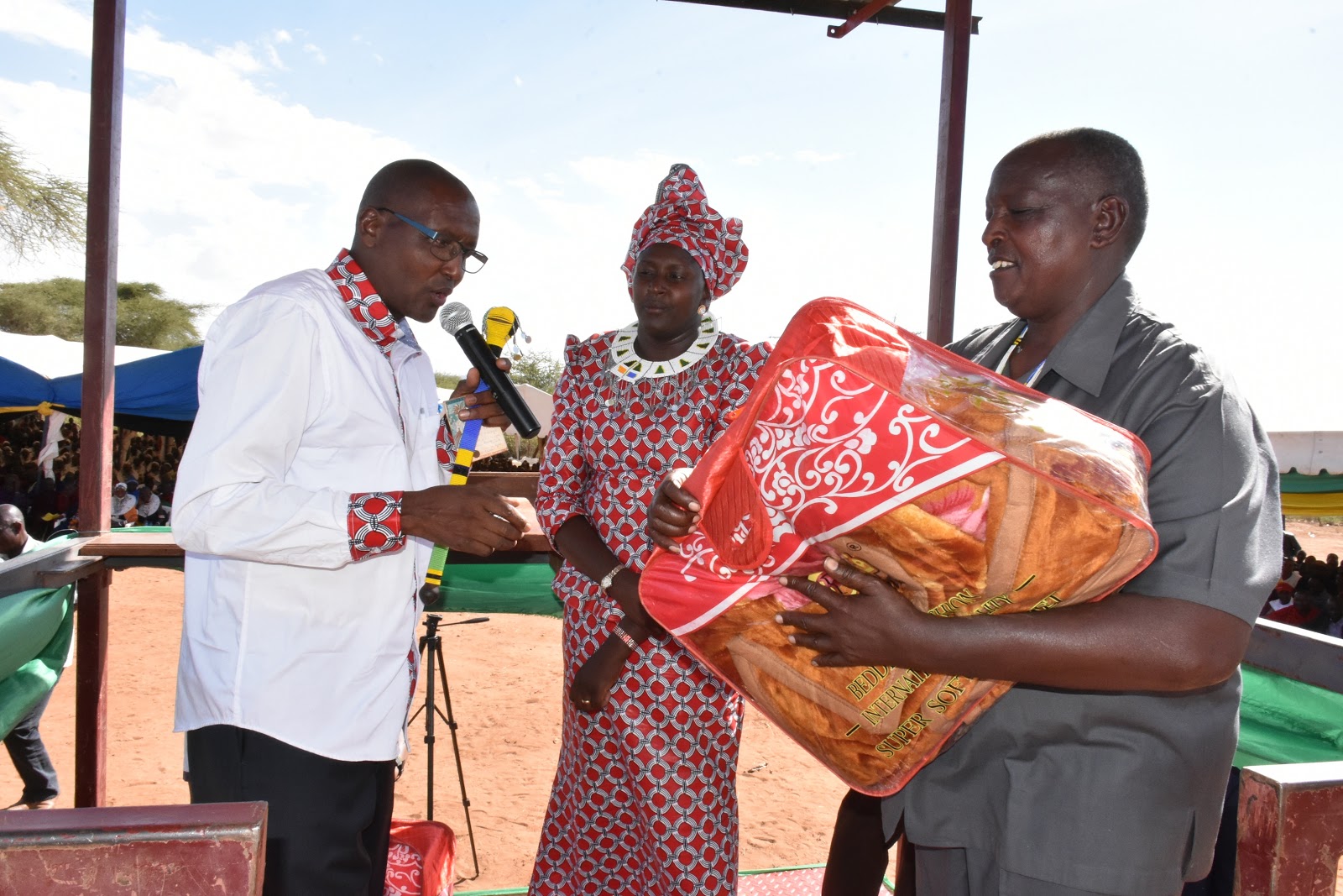 Rweyemamu info blog: MBUNGE WA LONGIDO,DK STEVEN KIRUSWA AAHIDI ...