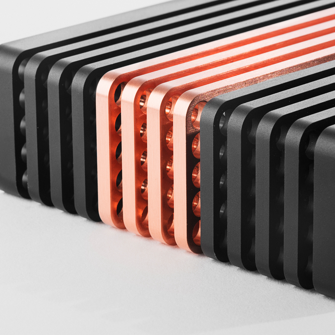 FanlessTech: First fanless Skylake NUC