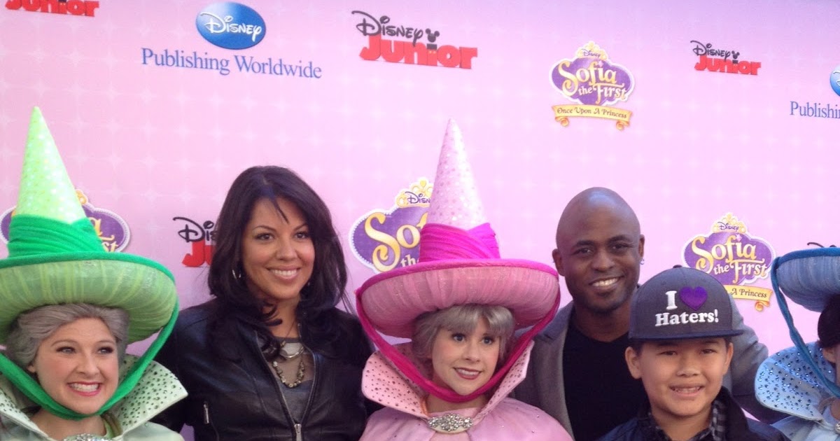 Disney Sisters: "Sofia The First: Once Upon A Princess" Movie Premiere ...