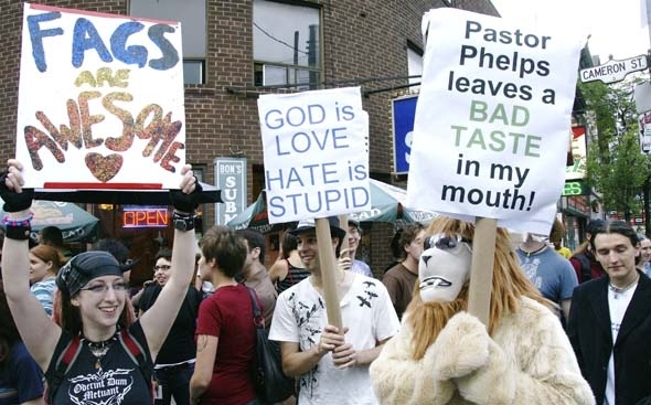 The 30 Best Anti-Westboro Baptist Church Protest Signs | Oh yes I am