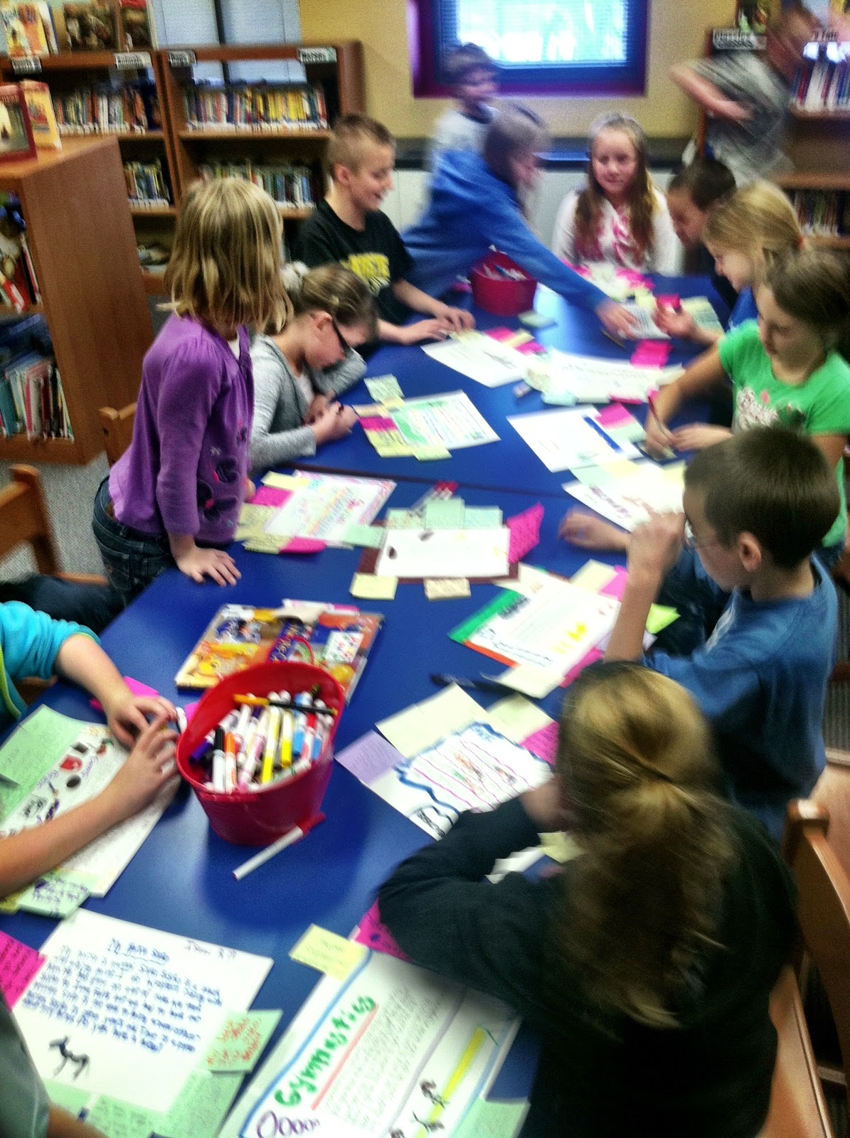 The Library Voice: Paper Blogging With The 4th Graders.....What FUN ...