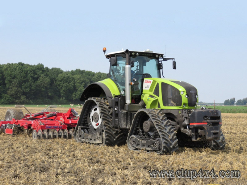 Tractors - Farm Machinery: Claas Axion 950 Soucy Track