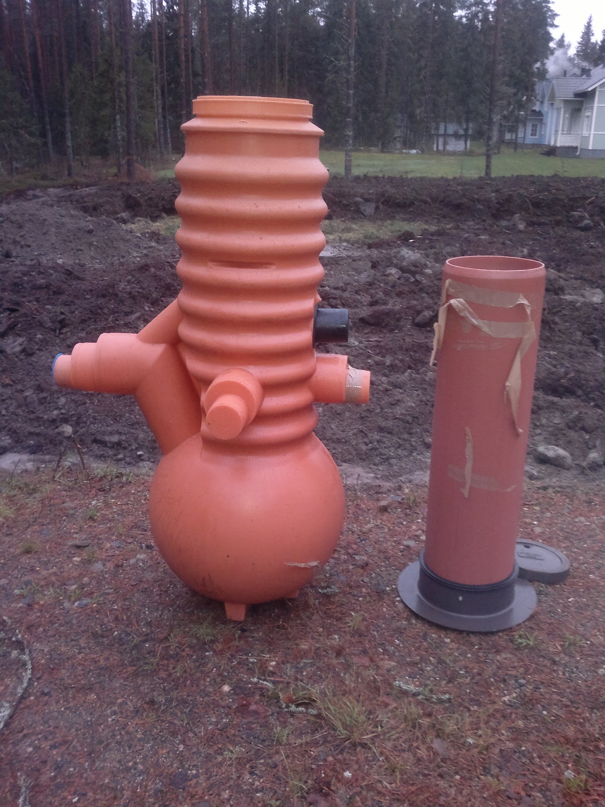 Talo Åndalsnesinkadulle: Sadevesikaivo
