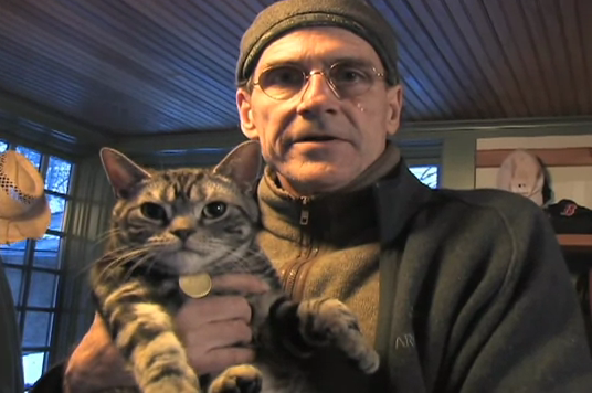 Catsparella: James Taylor's Cat Makes A Fishy New Year's Resolution