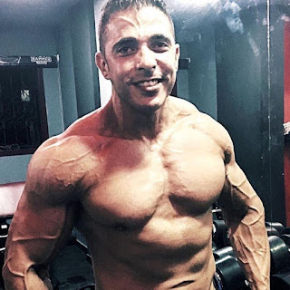 world bodybuilders pictures: fitness trainer and bodybuilder ahmad ...